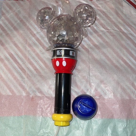 Disney | Toys | Disney Parks Exclusive Brand New Led Light Up Mickey ...